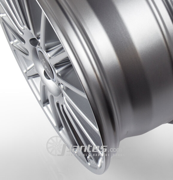 Jante en aluminium 17 pouces KESKIN Silver compatibles JAGUAR Estate ...